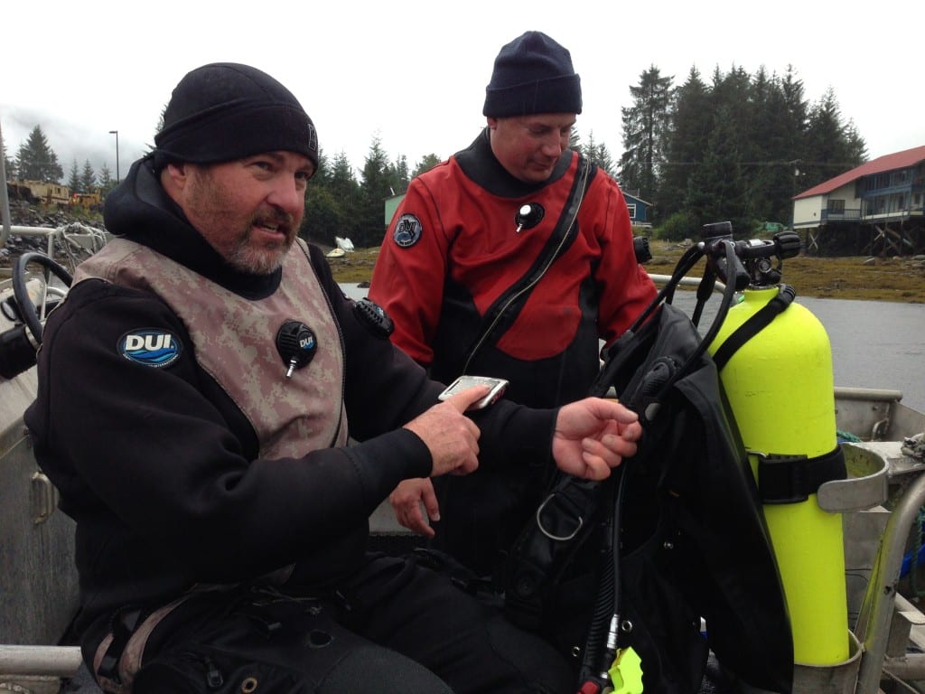 Divers teach kids about what lives below the surface - KFSK