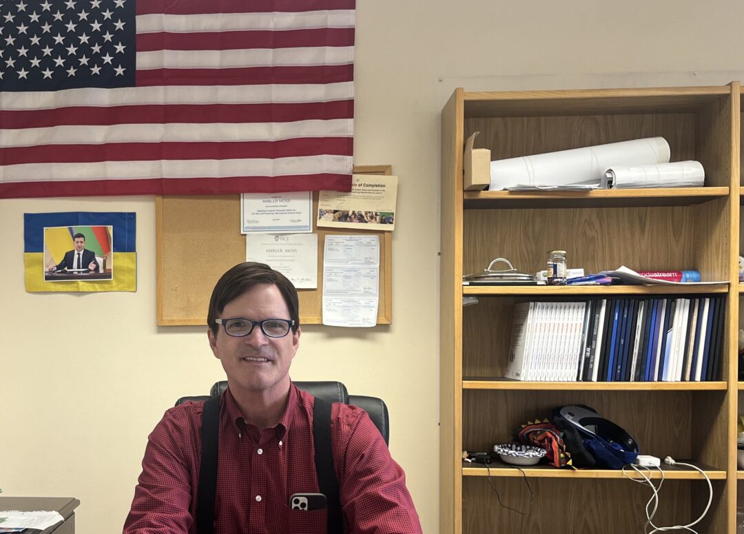 Petersburg Principal Ambler Moss resigns - KFSK