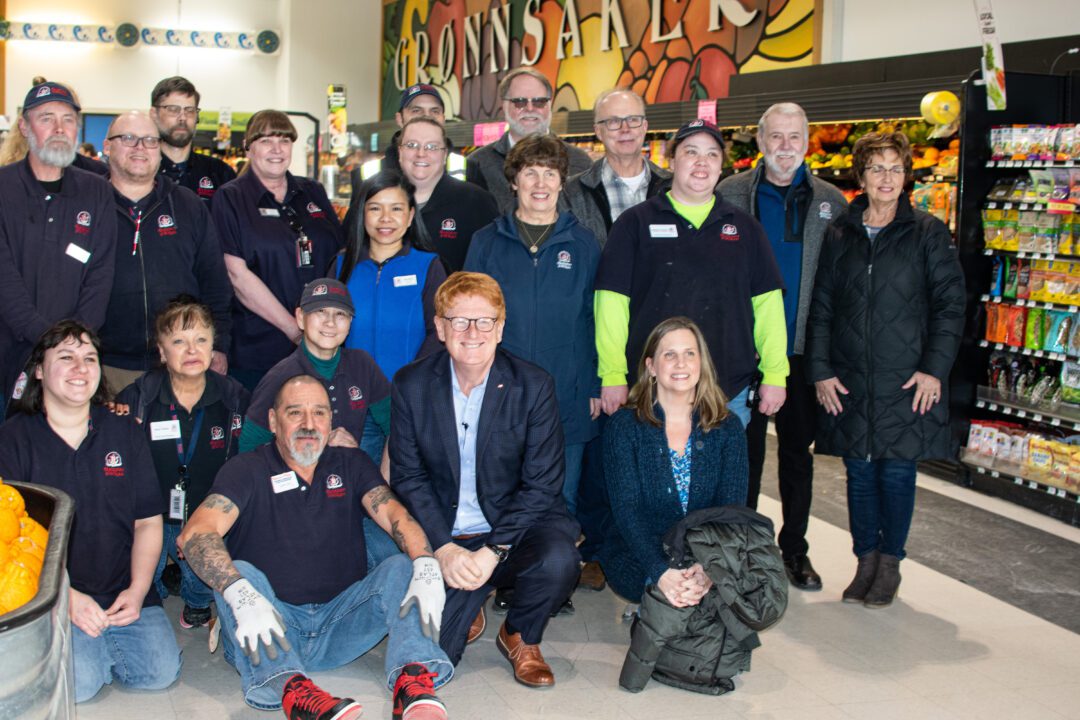 Hammer and Wikan named 2024 IGA Retailer of the Year - KFSK