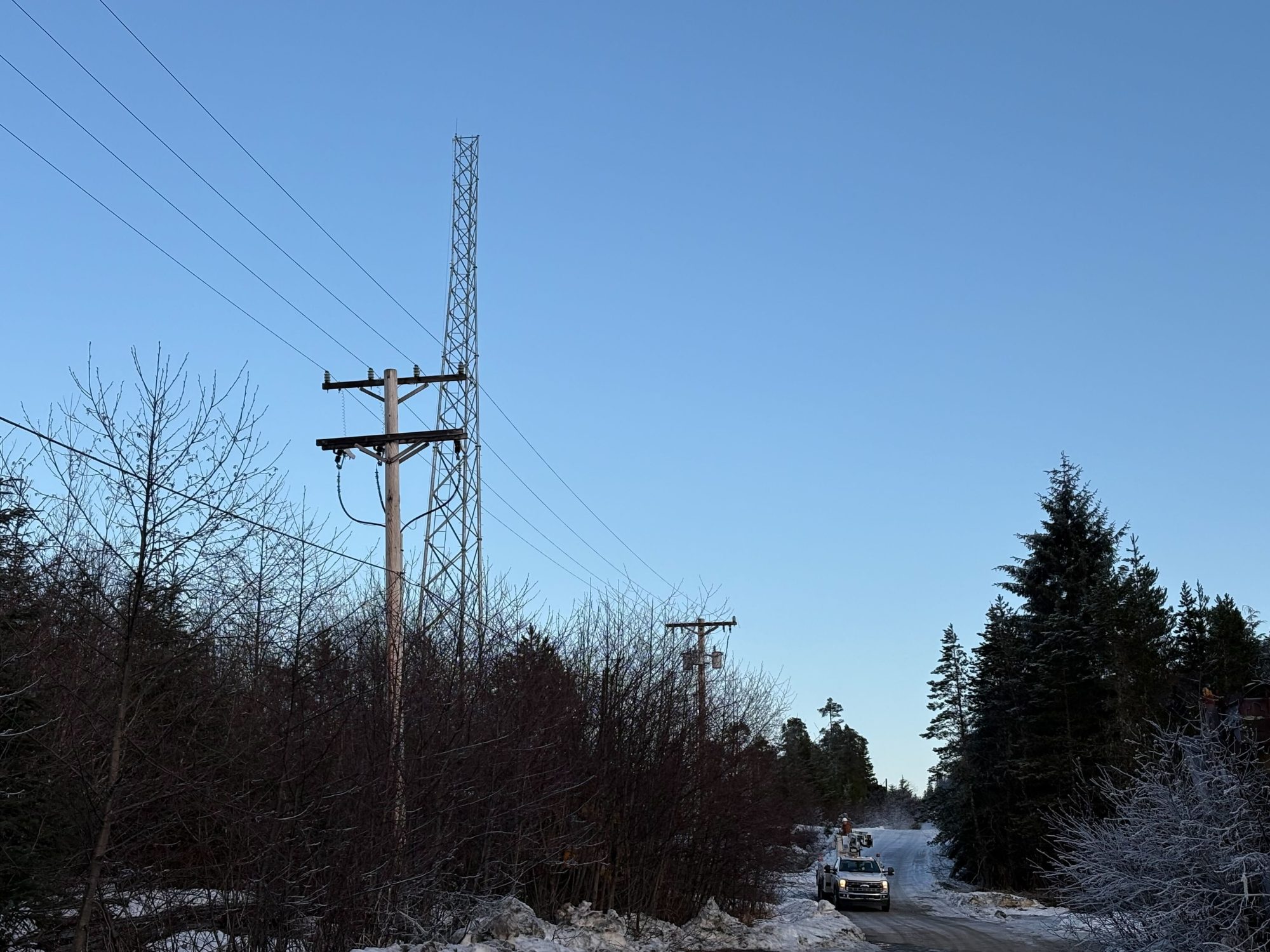 Tidal Network broadband project raises towers, concerns in Petersburg ...